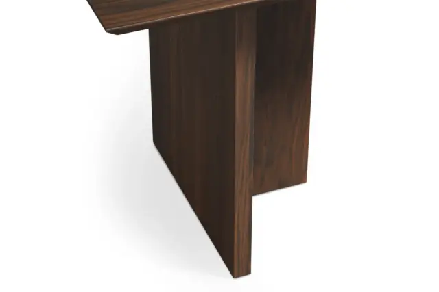 Premium Dining Tables | Thorvald & Design